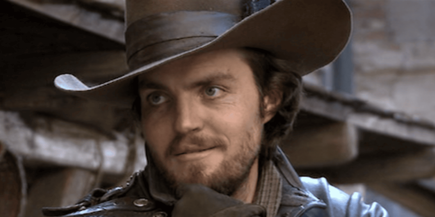 10 Things You Didn’t Know About Strike’s Tom Burke - TVovermind