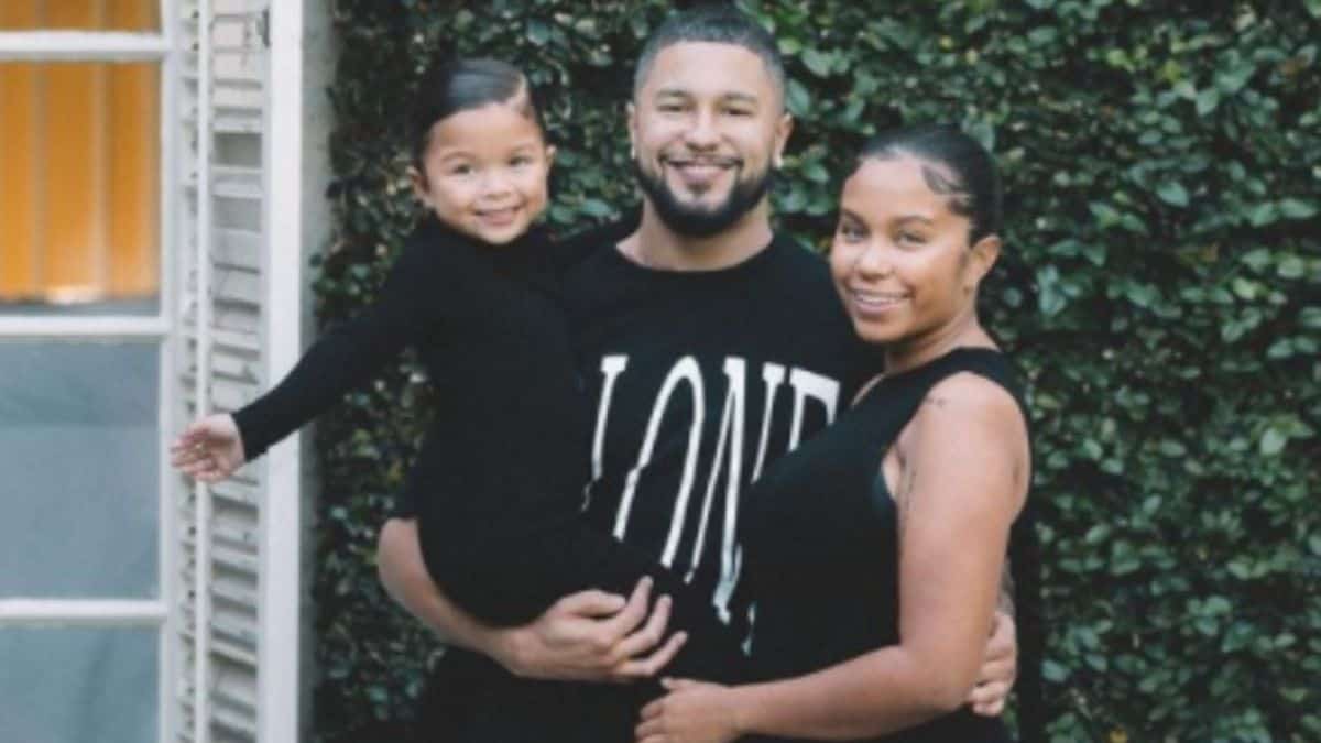 10 Things You Didn't Know about Zach Davis