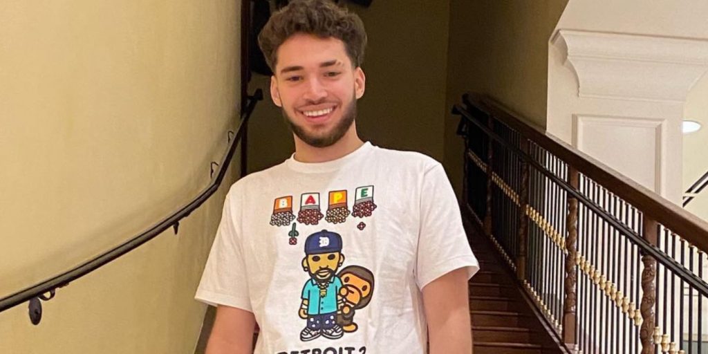 10 Things You Didn't Know about Adin Ross 10 Things You Didn‘t Know ...