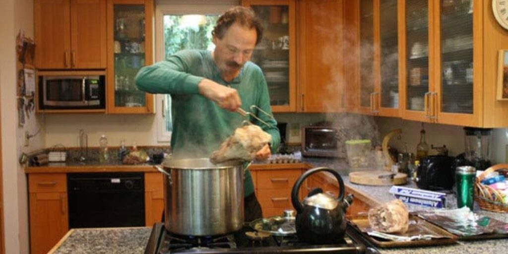 10 Things You Didn’t Know about Extreme Cheapskates - TVovermind