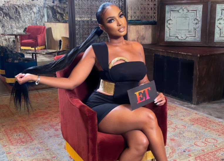 Who is Mina Roe Designer Lesa Milan?