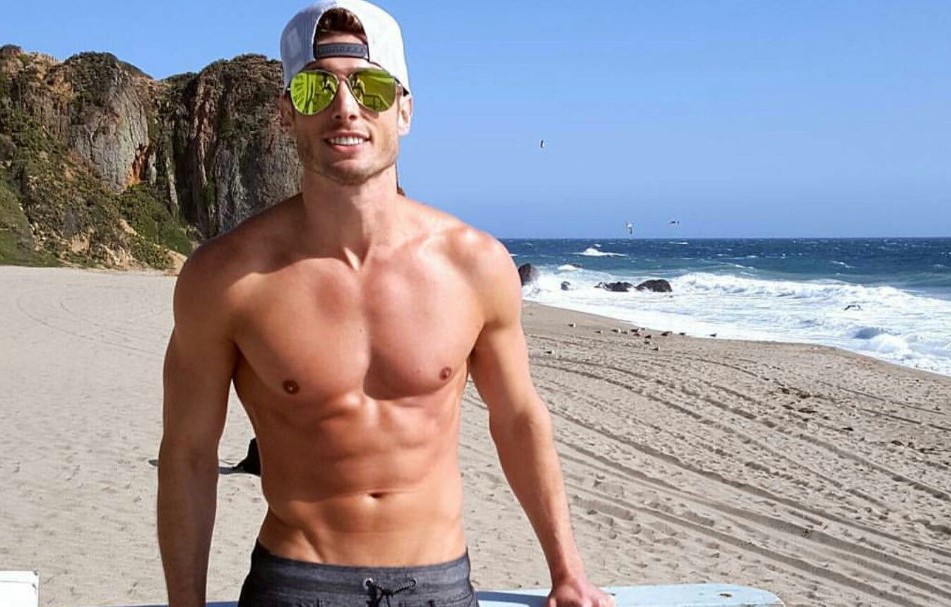 Five Things You Didn’t Know About The White Lotus’ Theo James - TVovermind