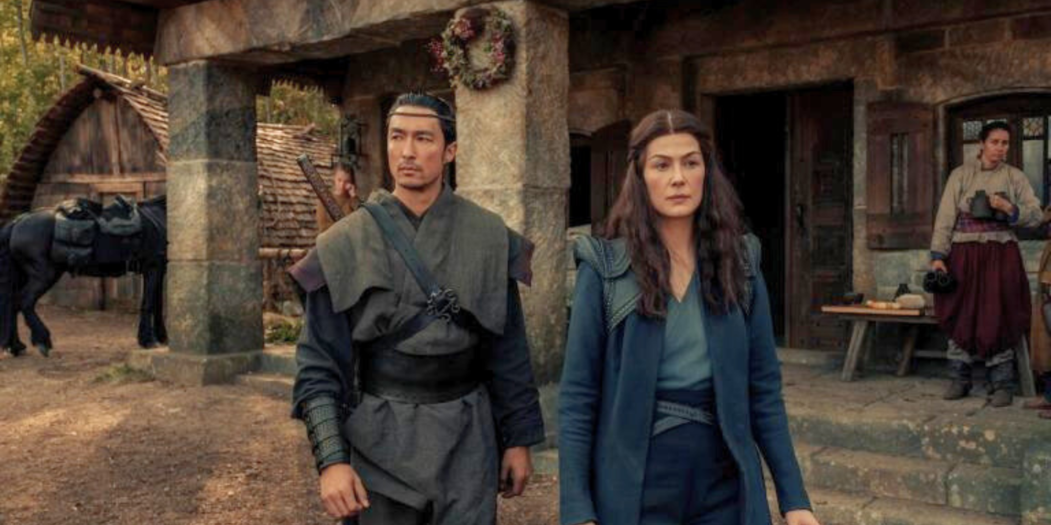 The Wheel Of Time: Aes Sedai & Warders Explained - TVovermind