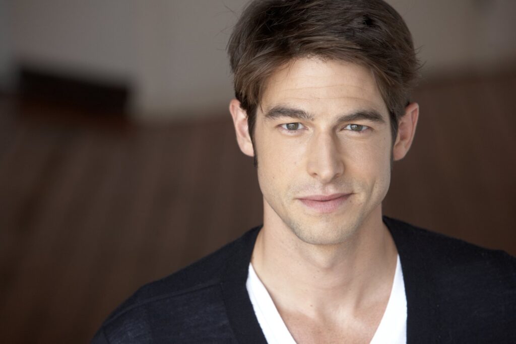 Dave Abrams: 10 Things You Didn’t Know - TVovermind