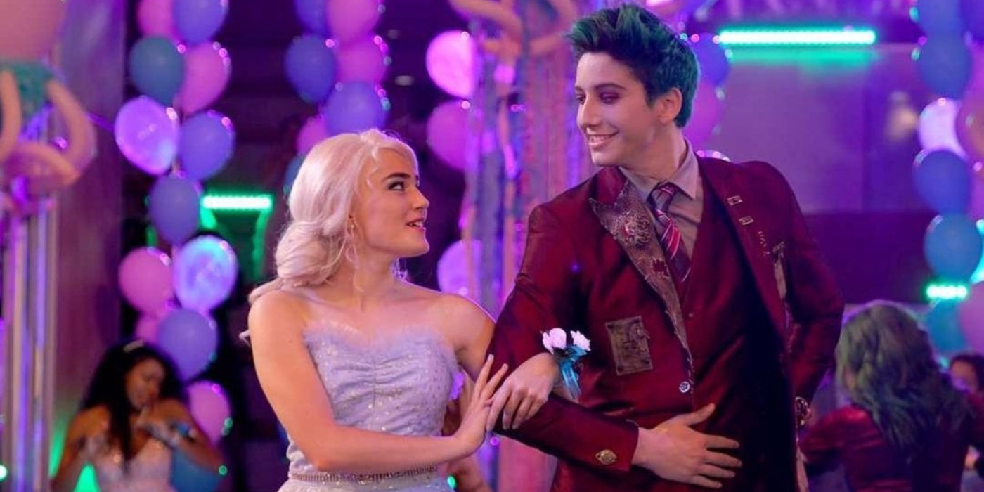 Milo Manheim: 10 Things You Didn’t Know About the ‘Zombies’ Star ...