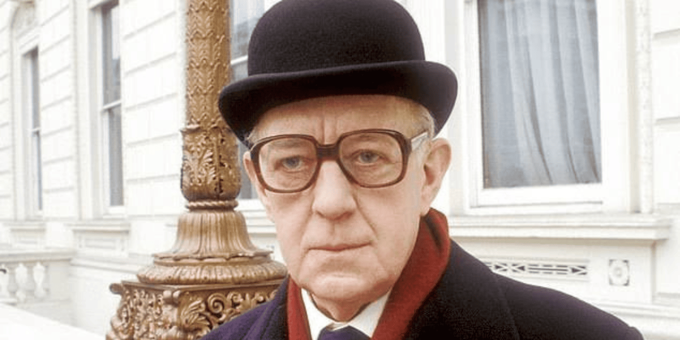 Alec Guinness: A Journey Through His Iconic Roles - TVovermind