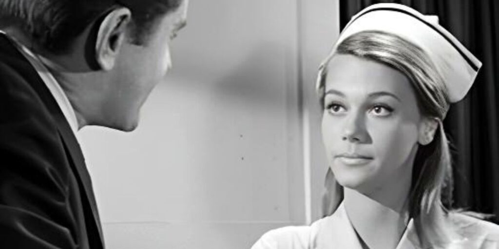 Peggy Lipton: A Tribute to the Iconic Actress and Singer - TVovermind