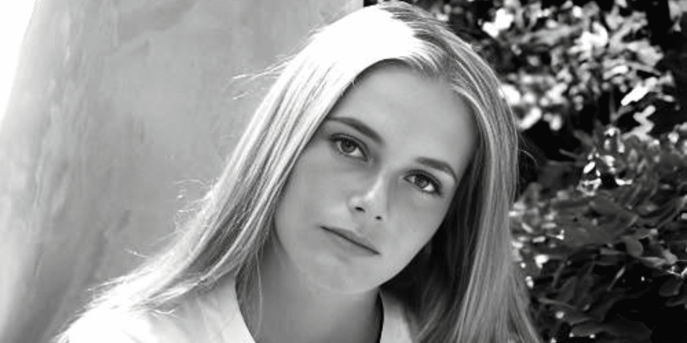 Peggy Lipton: A Tribute to the Iconic Actress and Singer - TVovermind