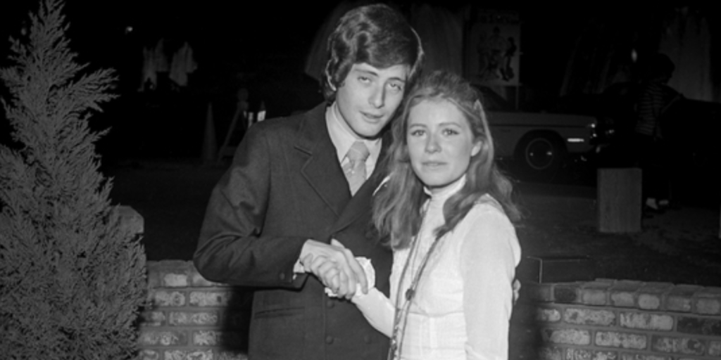 Michael Tell: Breaking Down the Complex Relationship Between Sean Astin ...