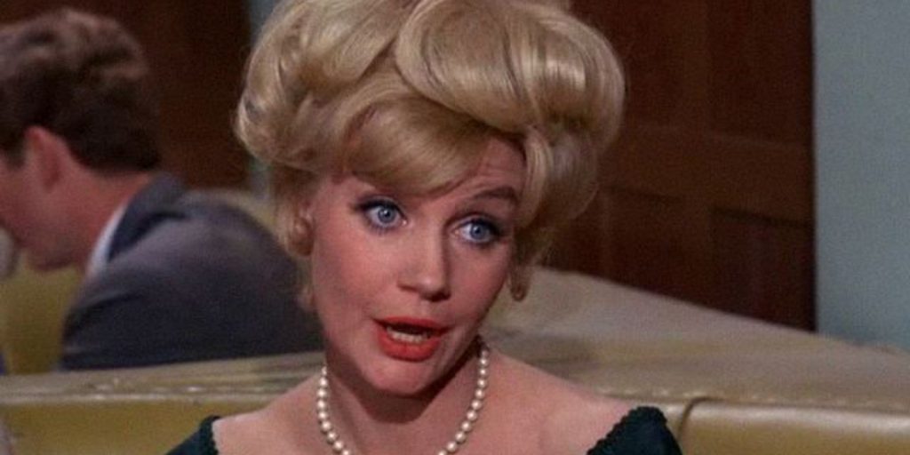 ‘General Hospital’ Actress, Elizabeth MacRae, Dead at 88 – TVovermind