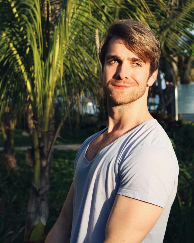 Remembering Mike Heslin, Dead at 30, Due to Cardiac Arrest - TVovermind