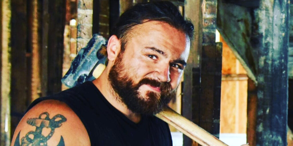 Tad Starsiak: Everything to Know About Mina Starsiak Hawk’s Brother ...