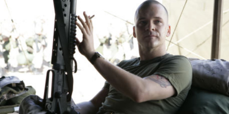 Jarhead Cast: Actors and Their Roles in the War Drama - TVovermind