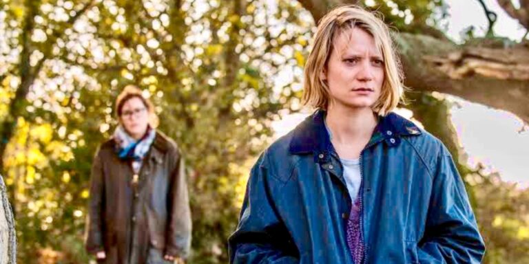 Mia Wasikowska: What Has the Actress Been Up To Since Alice Through the ...